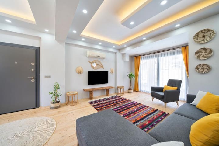 Tasarimiyla Kendi̇ni̇zi̇ ÖZel Hi̇ssetti̇recek Bi̇r Vi̇lla - Ege Bölgesi