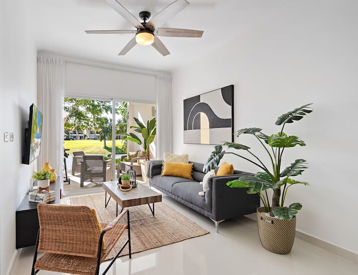 'The Executive" Amazing 2 Bed On Golf Course Pool - Punta Cana