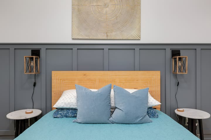 Deacon Stays - The Idlewilde - Winston-Salem, NC