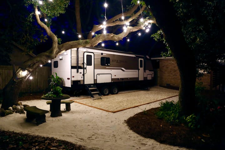 Historic Naval Live Oaks Glamp Out - Pensacola Beach