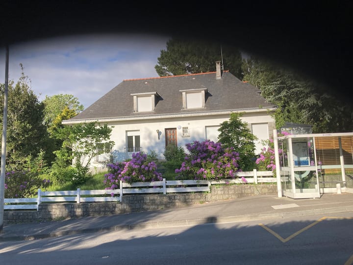 Maison De Plain Pied Dans Un Parc - Larmor-Plage