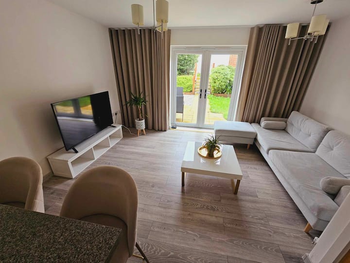 Cosy 2 Bed House. Wi-fi, Parking & Pet Friendly - Plymouth