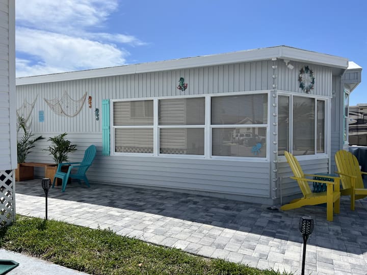 Sea-renity Beach Cottage - Stuart, FL