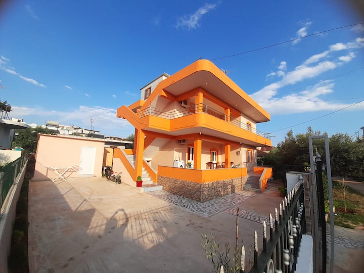 Apartment With 3 Bedroom In Ksamil - Ksamil