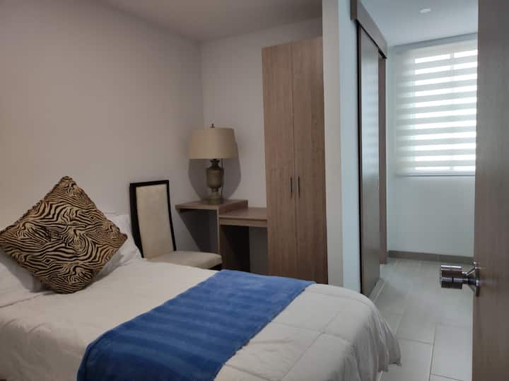Pequeña Baño Privad 2 Person Coworking Free Wifi - Barranquilla