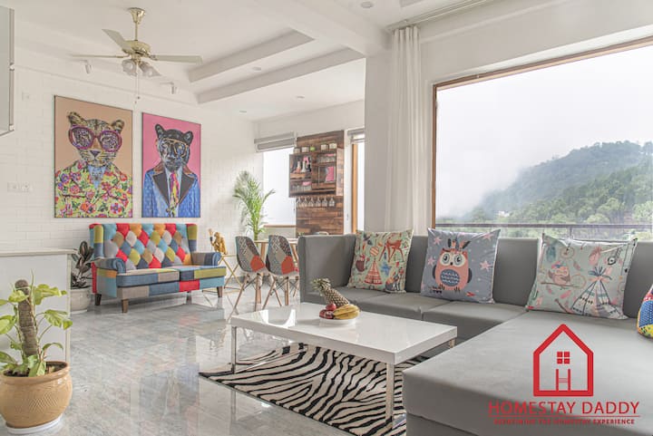 White Dove-fancy 2bhk Heated Flat-by Homestaydaddy - Parwanoo