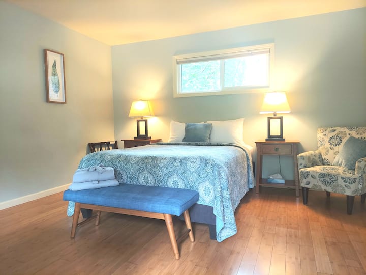 Room One At Steller Inn - Seward