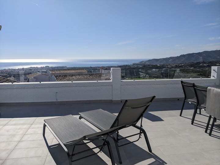 Completely Renovated Large Apt, Amazing Sea Views - Frigiliana