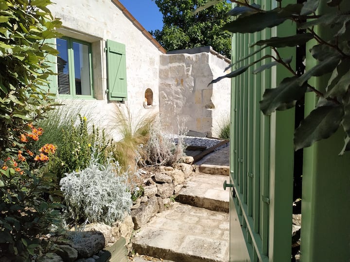 Gite Anglois-zen 2/4  Personnes - Charente-Maritime