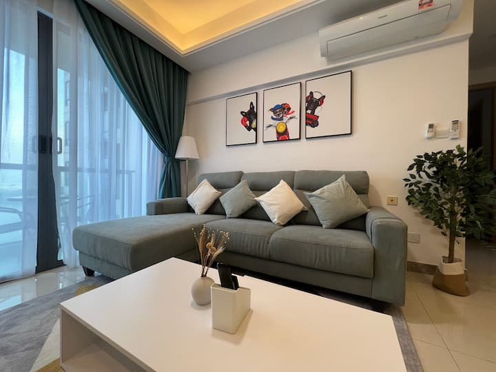 Cozy Sea View 2br Unit At R&f Princess By Anju - Johor Bahru