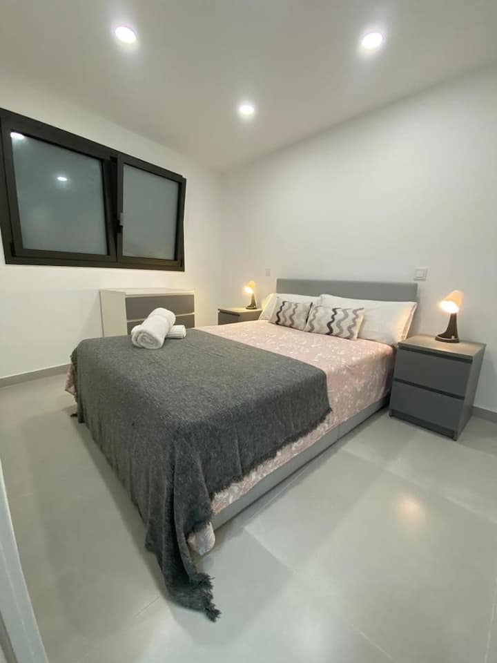 New Apartment In Sagrera Barcelona - La Llagosta