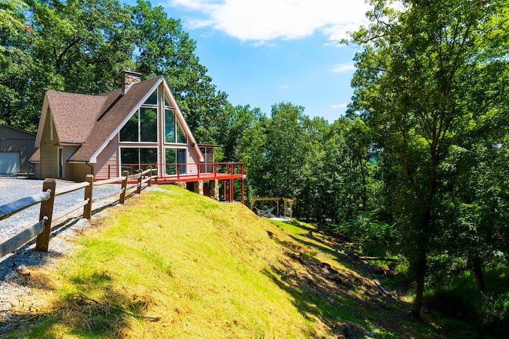 Cozy & Peaceful ⛺️ Cabin 🪵 + 🔥 Tub + 🐶 Friendly - Virginia