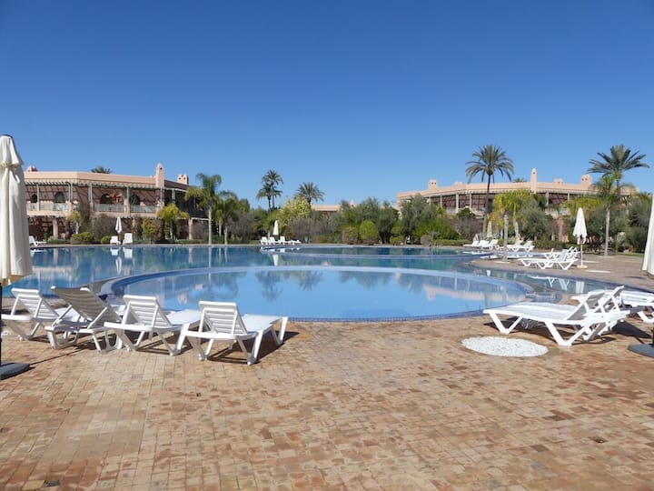 Un Havre De Paix Au Cœur De La Palmeraie - Morocco