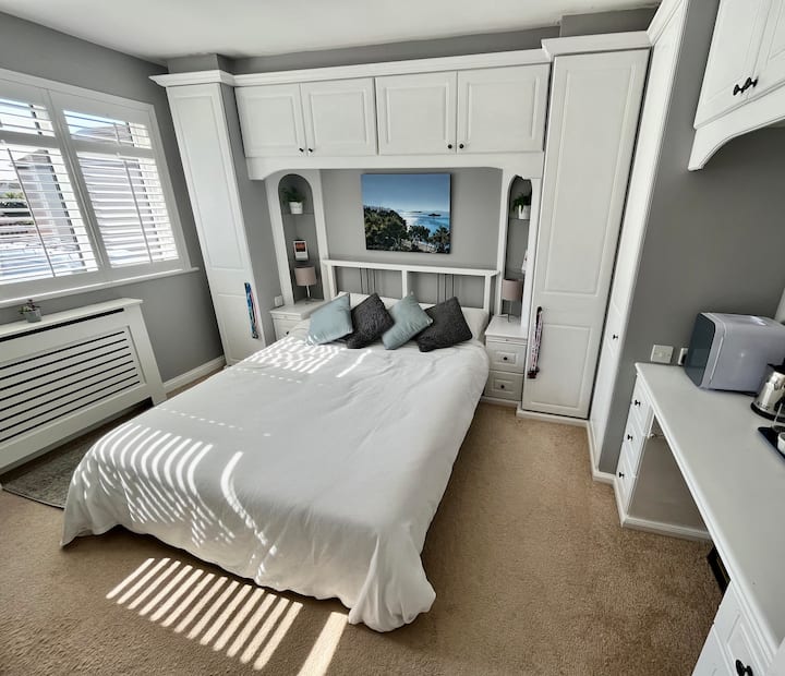 Private Room. Just 15 Minutes Walk To The Beach - Jersey