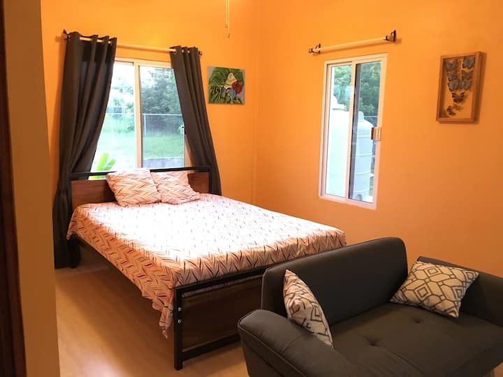 Tropical 1-bedroom Vacation Studio - Belmopán