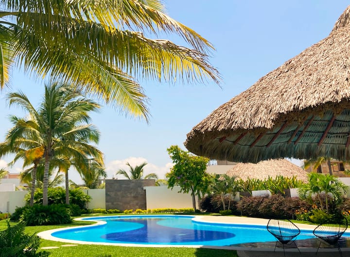 Condominio Diamante: Disponible 2025 - Acapulco