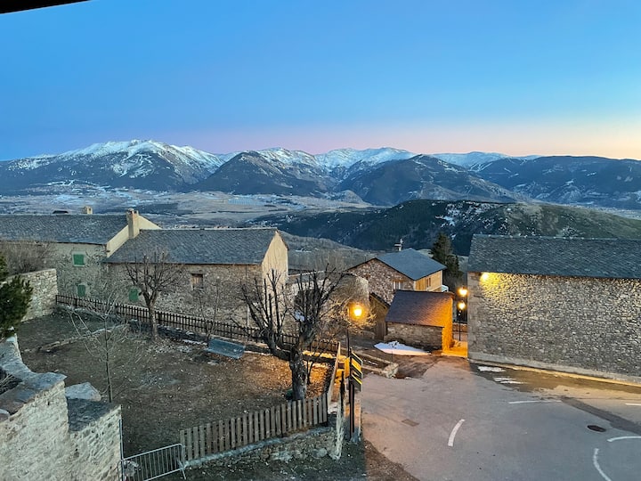 Appartement Cosy Plein Sud, Vue Montagne Magique + - Llívia