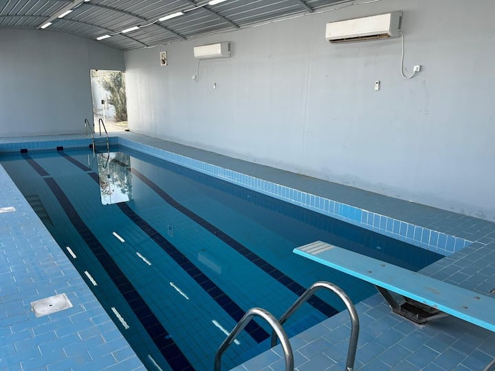 Big Beach House Near Kuwait City With Indoor Pool - Kuwait