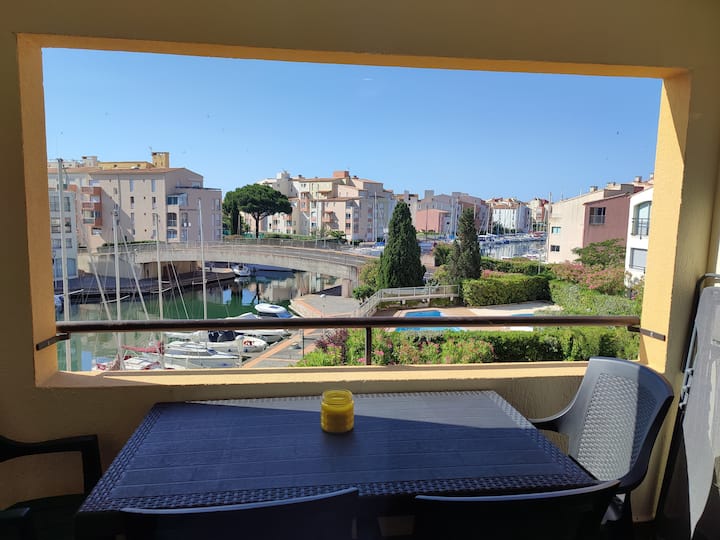 Appartement Dans Résidence Avec Piscine - Agde
