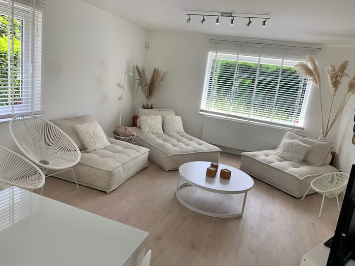 Magnifique Villa Plain Pied Avec Jardin - Thuin