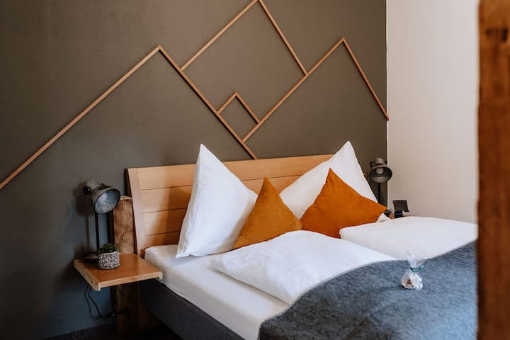 Einzelzimmer In Bad Aussee - Inklusive Frühstück - Altaussee