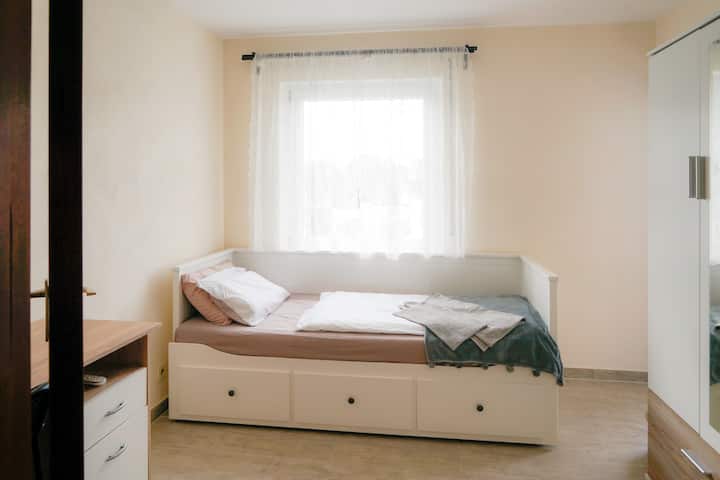 Zimmer Mit Balkon Im Stuttgart/ Flughafen/messe - Esslingen am Neckar