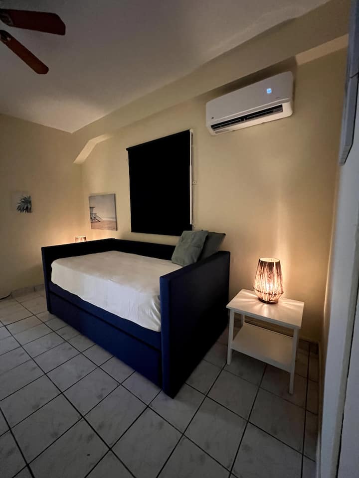 Charming Apartment  W/ Private Patio - San Juan