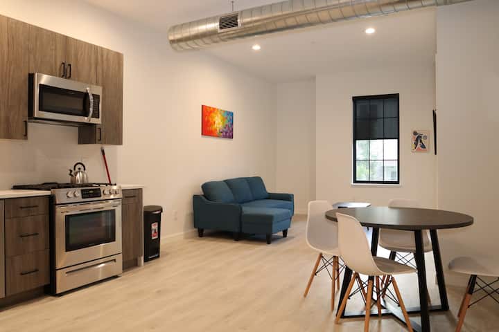 Lovely 1 Bed/1 Bath-steps To Town Center - Livingston, NJ