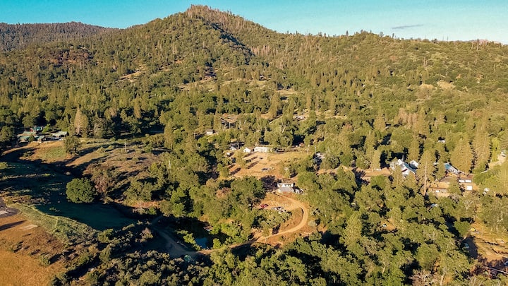 Cg33 Med Campsite/shower | Kings Canyon/sequoia Np - Sequoia National Park