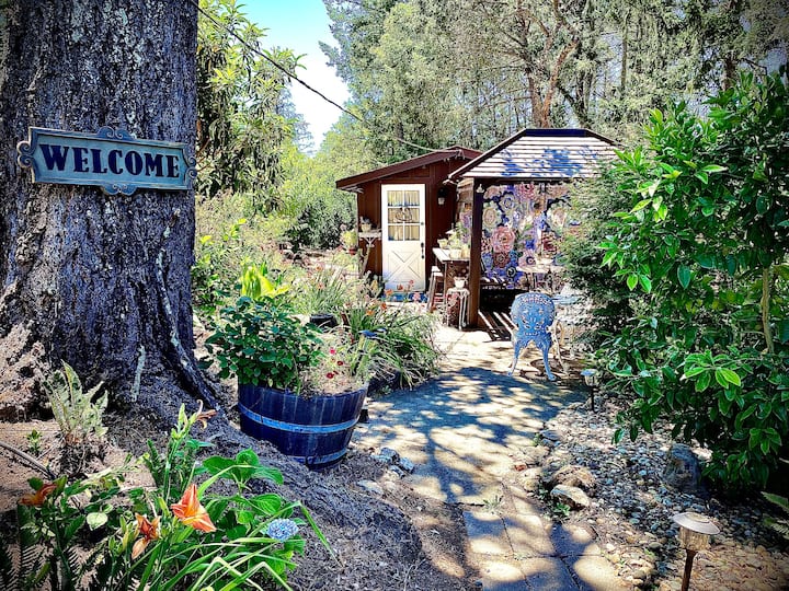 Napa Valley~the Bird Nest Cottage~ Near St. Helena - Napa Valley, CA