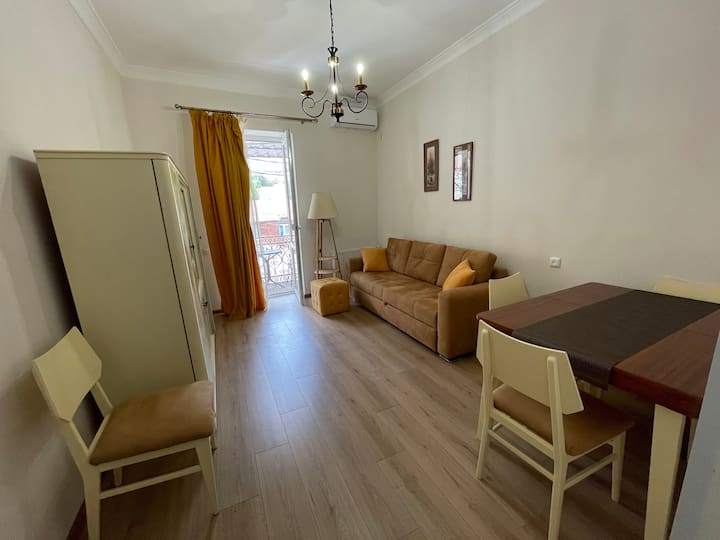 Lovely Apartment In The Heart Of Old Tbilisi - Tbilissi