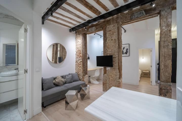 Cozy Apartment 2 Minutes Walk From The Retiro - Madrid
