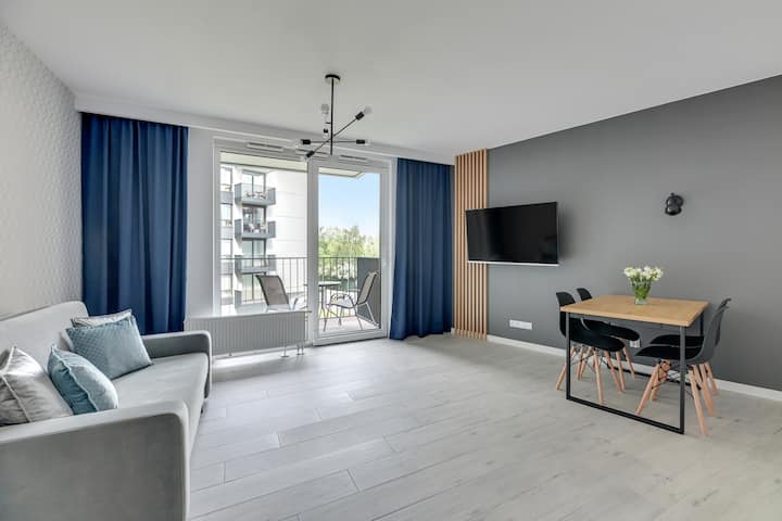 Comfy 1-bedroom Apartment- Common Rooftop Terrace - Gdansk