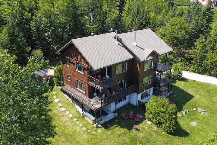 Hôtel à La Maison - L'arlésien, Aire Du Massif - Le Massif de Charlevoix