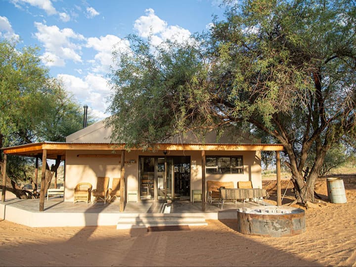 Zoutpanputs Game Lodge - Askham