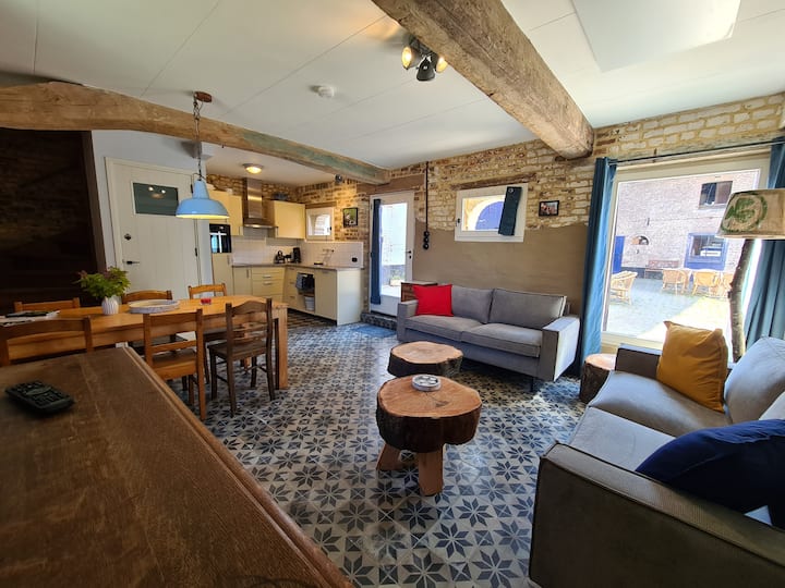 Cosy 3 Bedroom Appartment In Old Calf Stable - Niederlande