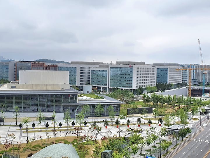 '아트' 마곡나루역·서울식물원 바로 앞 건물…김포공항·Lg그룹·마곡지구 인접 - 행신역