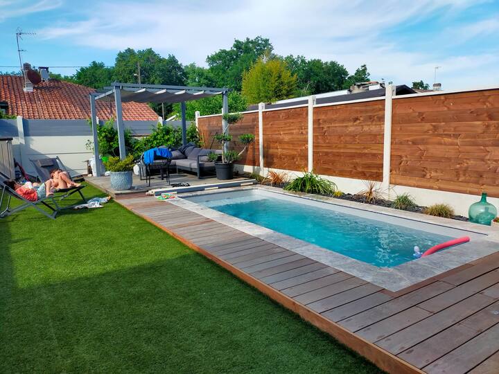 Maison Cosy Avec Piscine Chauffée Proche Bordeaux - Saint-Médard-en-Jalles