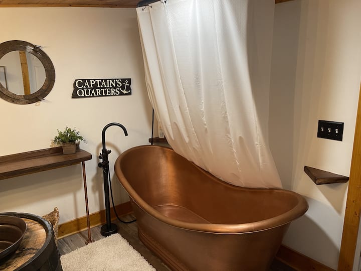 Cozy House 2 Bedroom With Hot Tub - Asheville, NC