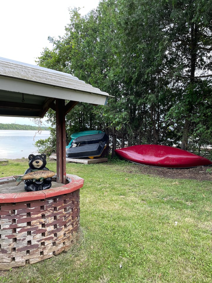 Family Friendly Water Front Cottage Near Gta - Kawartha Lakes