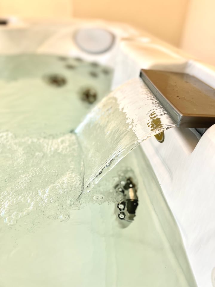 Apartment House Sol Pag With Jacuzzi - Novalja