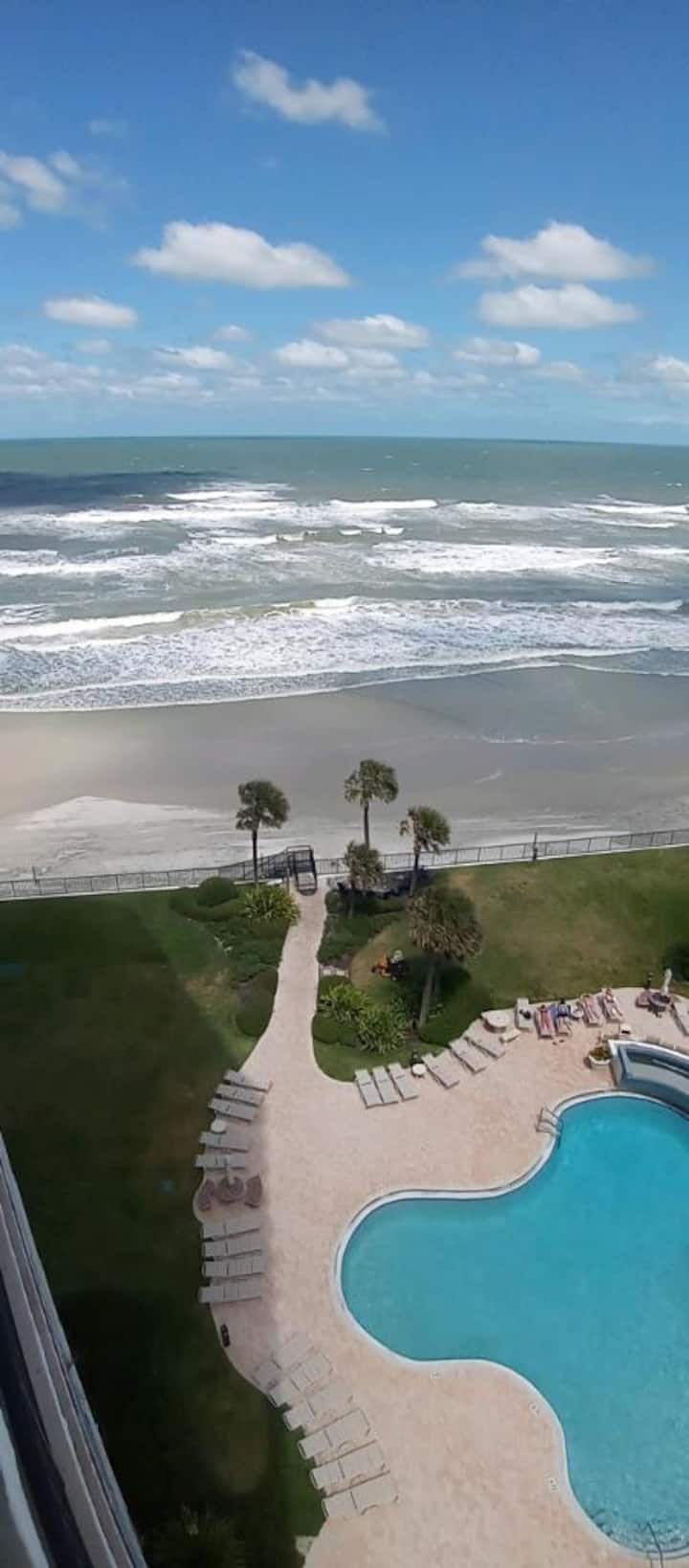 2king Beds Pool Beach Access Nov-jan Available - Daytona Beach Shores, FL