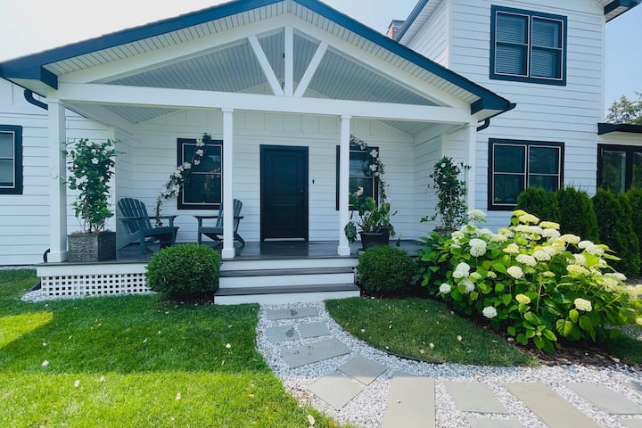 Newly Renovated Home Minutes From Whb - Eastport, NY