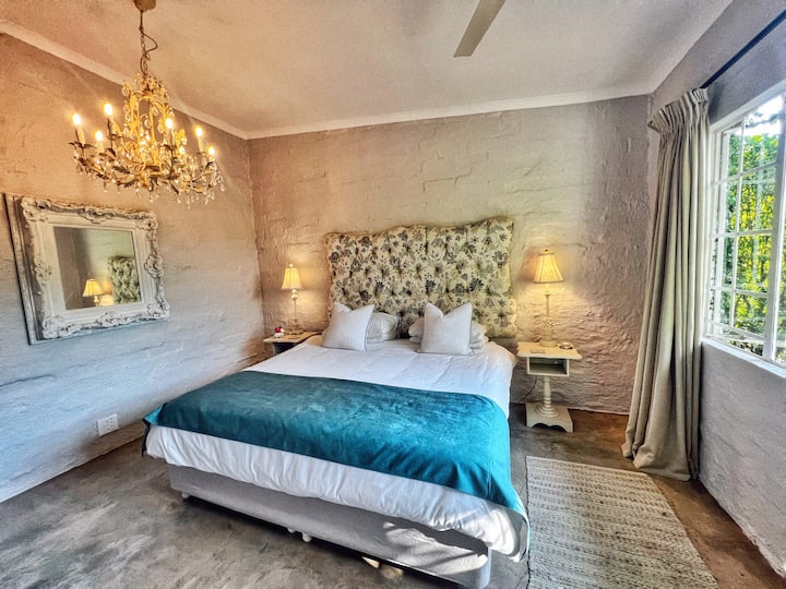 Self Catering Family Unit In Rural Setting. - White River