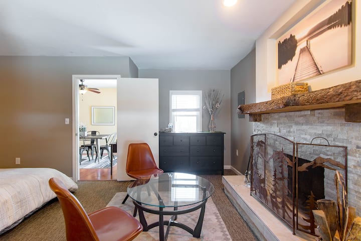 Downriver Ranch 3 Bedrooms - Dearborn, MI