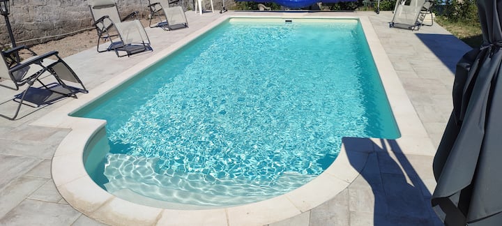 Très Beau Studio Climatisé Avec Piscine - Saint-Laurent-du-Var