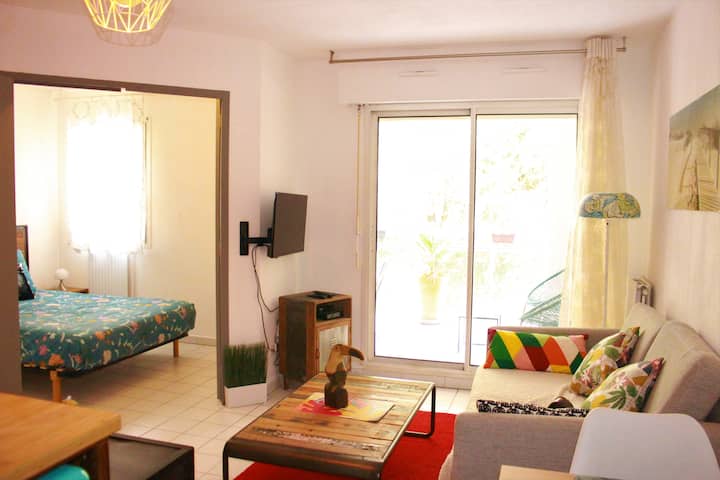 Appartement Cosy Aux Beaux Arts - ibis Montpellier Centre Comedie