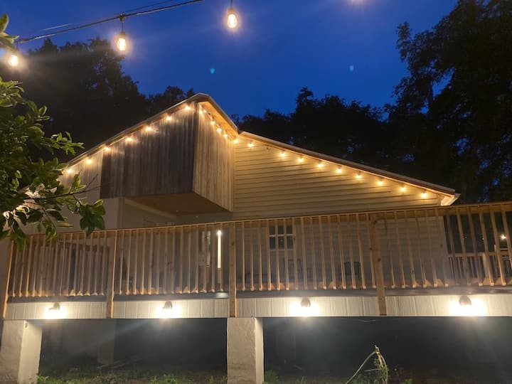 Resort Like House, 4 Bedrooms, 3 Bathrooms - Lake Mary, FL