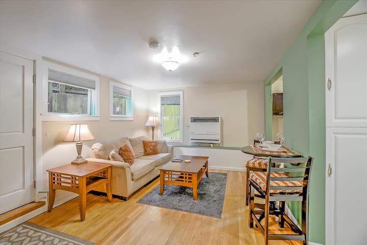 1 Bedroom Victorian Flat In Pacific Heights - San Francisco, CA