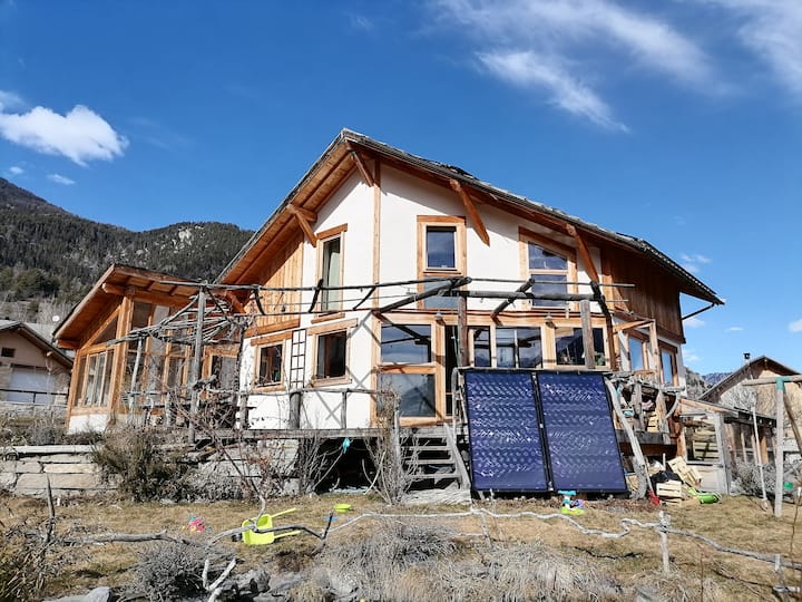 Maison éCologique En Montagne
4 Chambres - Serre Chevalier